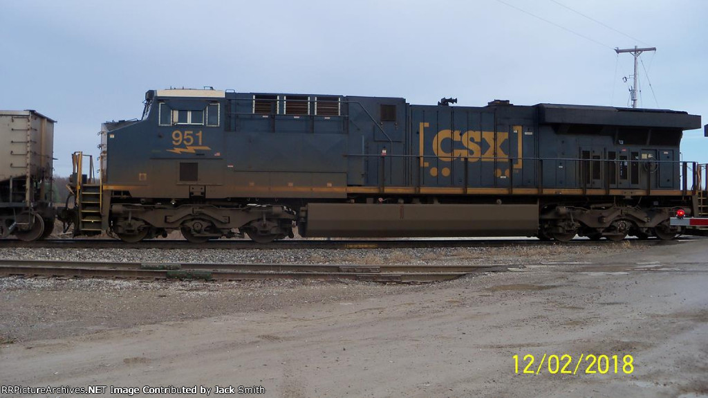 CSX 951
